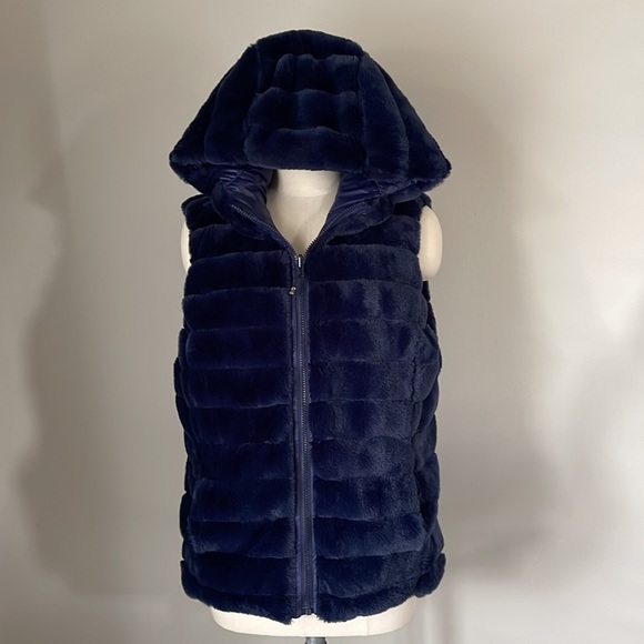 Be Boundless | Jackets & Coats | Nwt Blue Vest | Poshmark